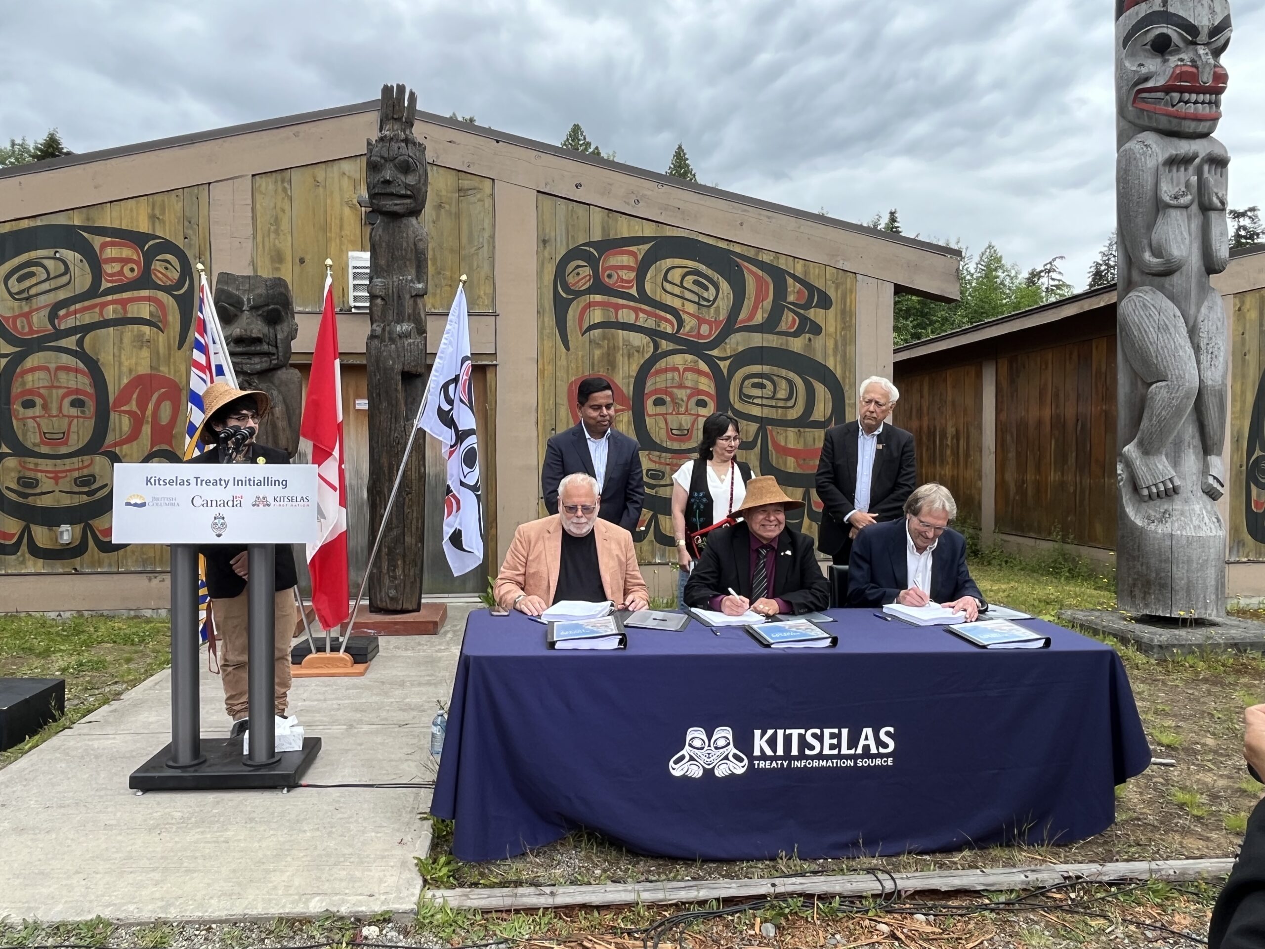 Kitselas First Nation celebrates treaty initialling - Frequency News