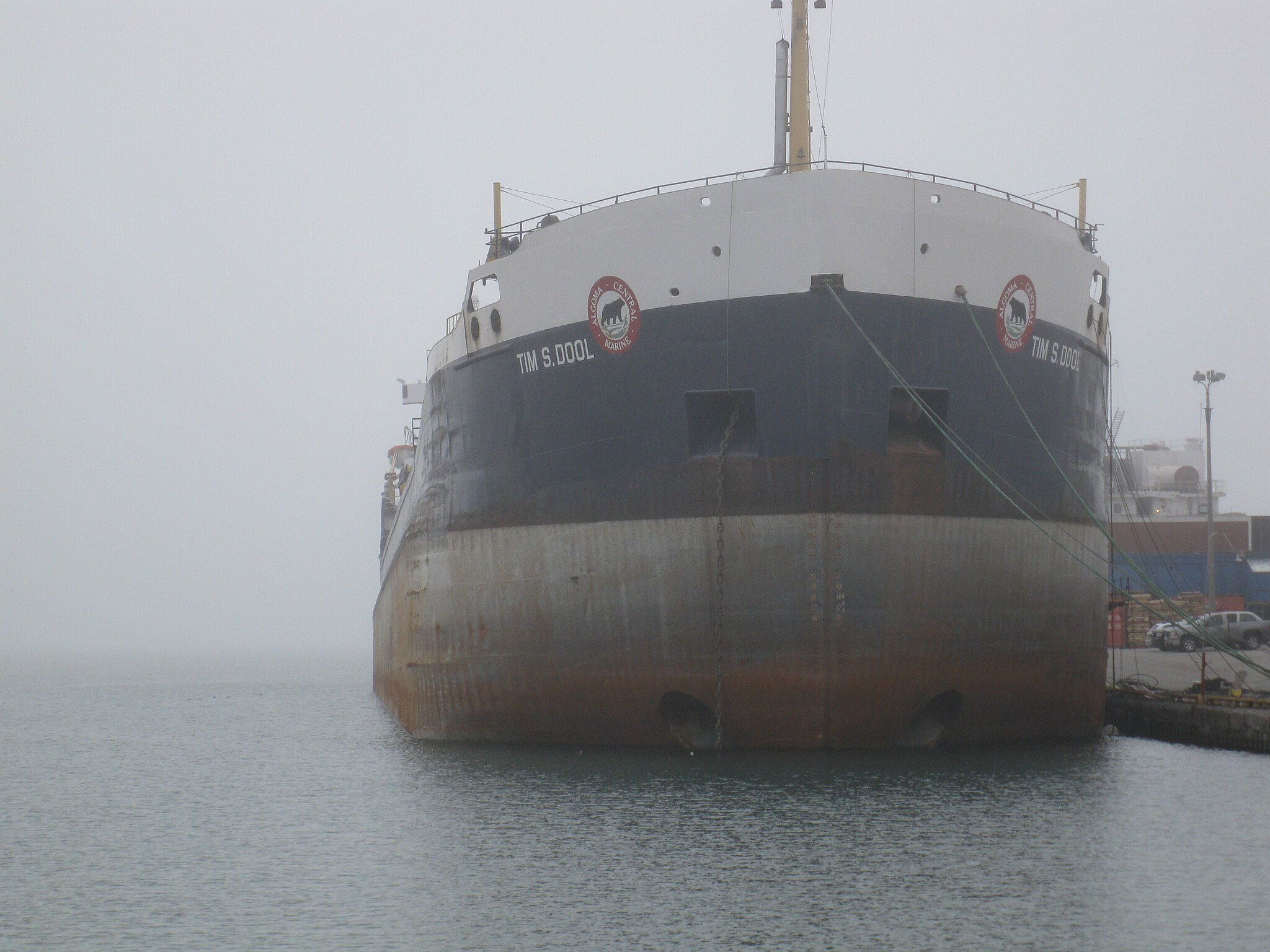 Canadian laker still stuck in Seaway - Frequency News