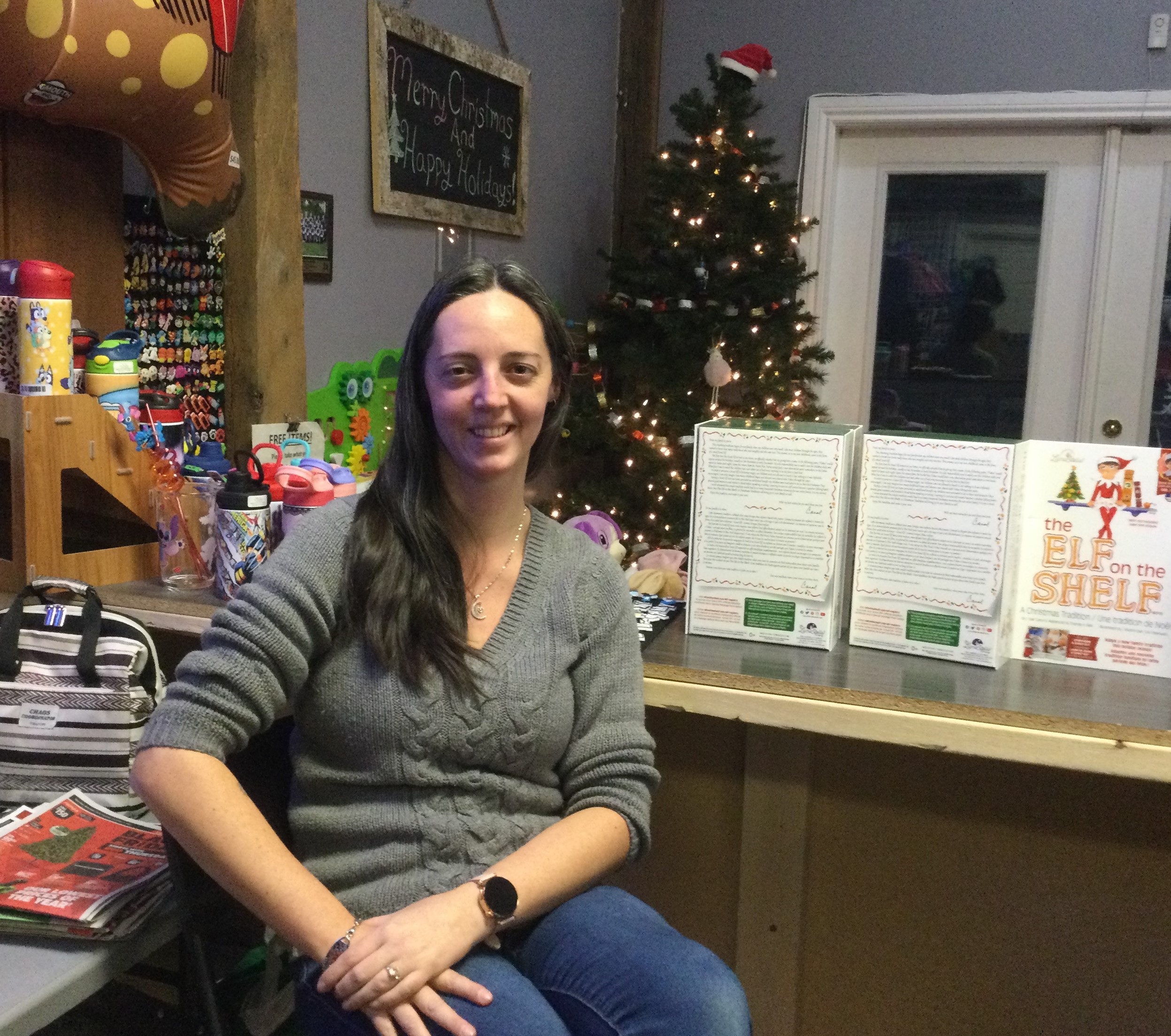 Young entrepreneur accepts the 2024 Dr. Garfinkel Resilience Award ...